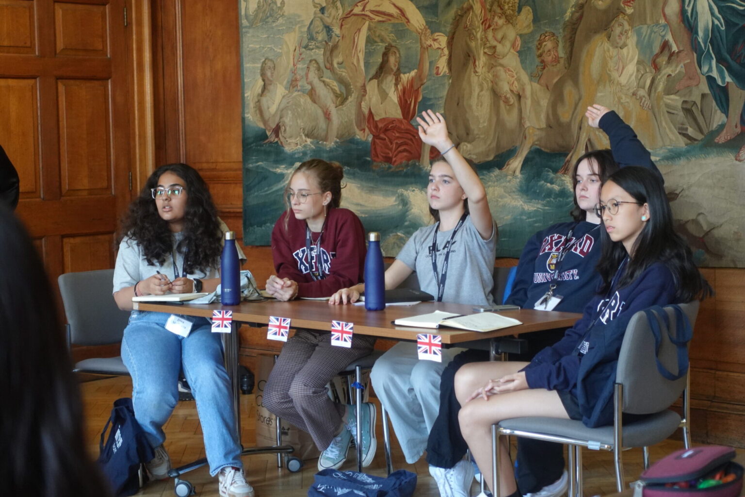 14 What Can You Do With An International Relations Degree? - Immerse ...