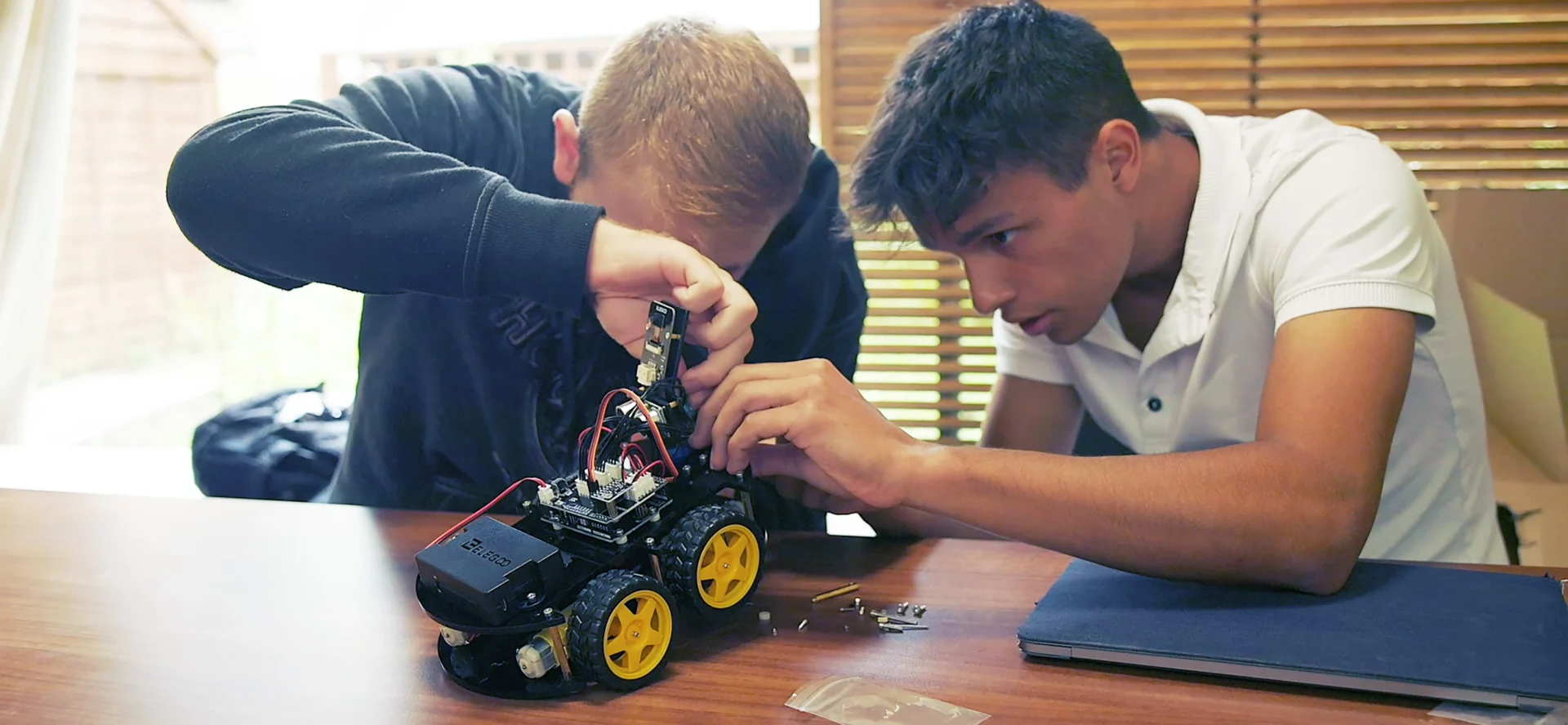 Engineering Summer School in Tokyo - Immerse Education