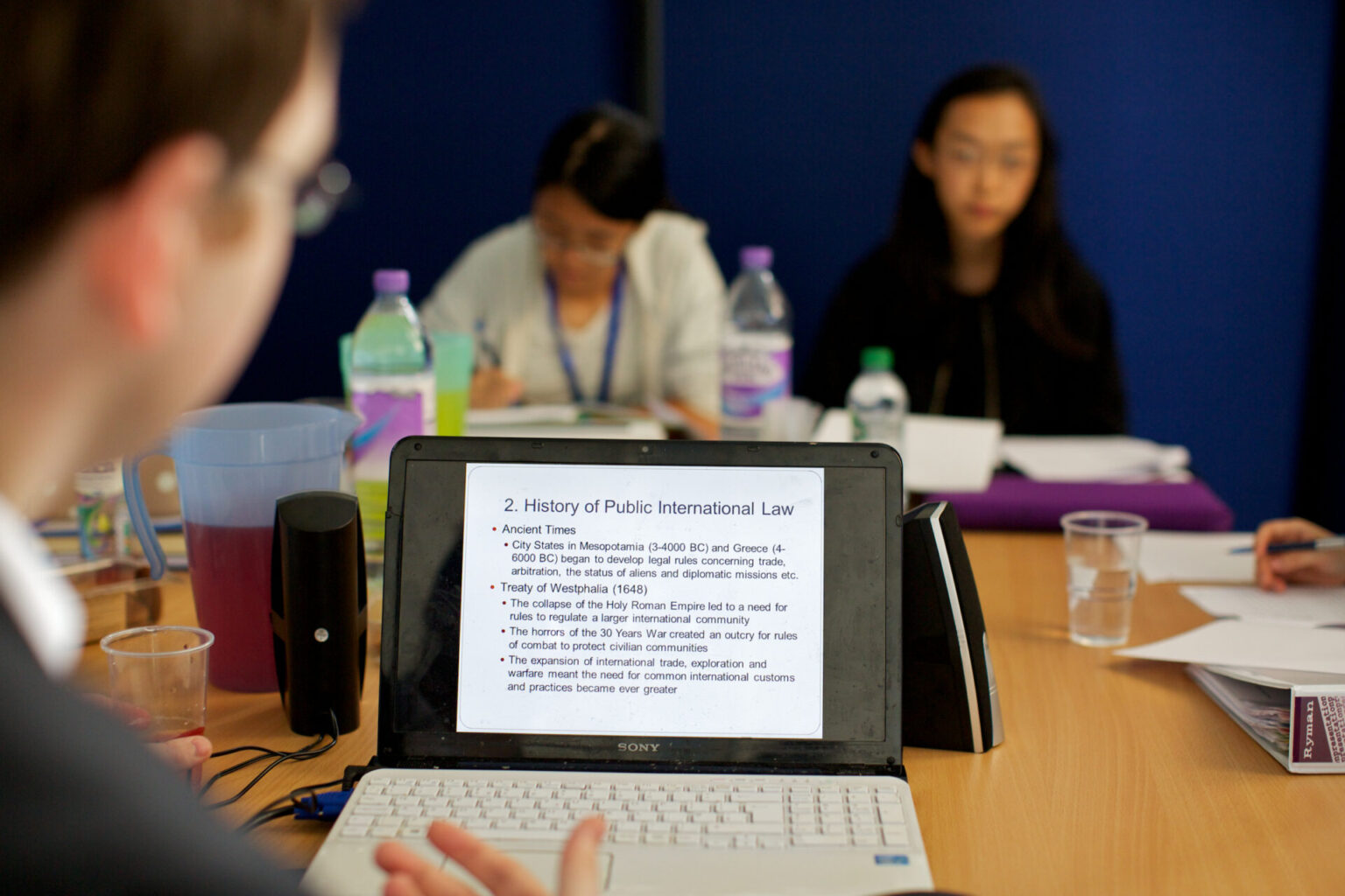 100 Ideas for Research Projects in Law - Immerse Education