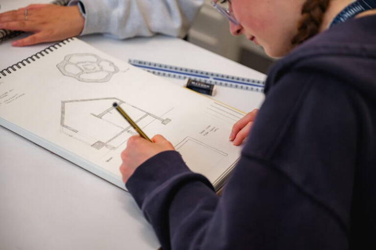 100 Ideas for Research Projects in Mathematics - Immerse Education