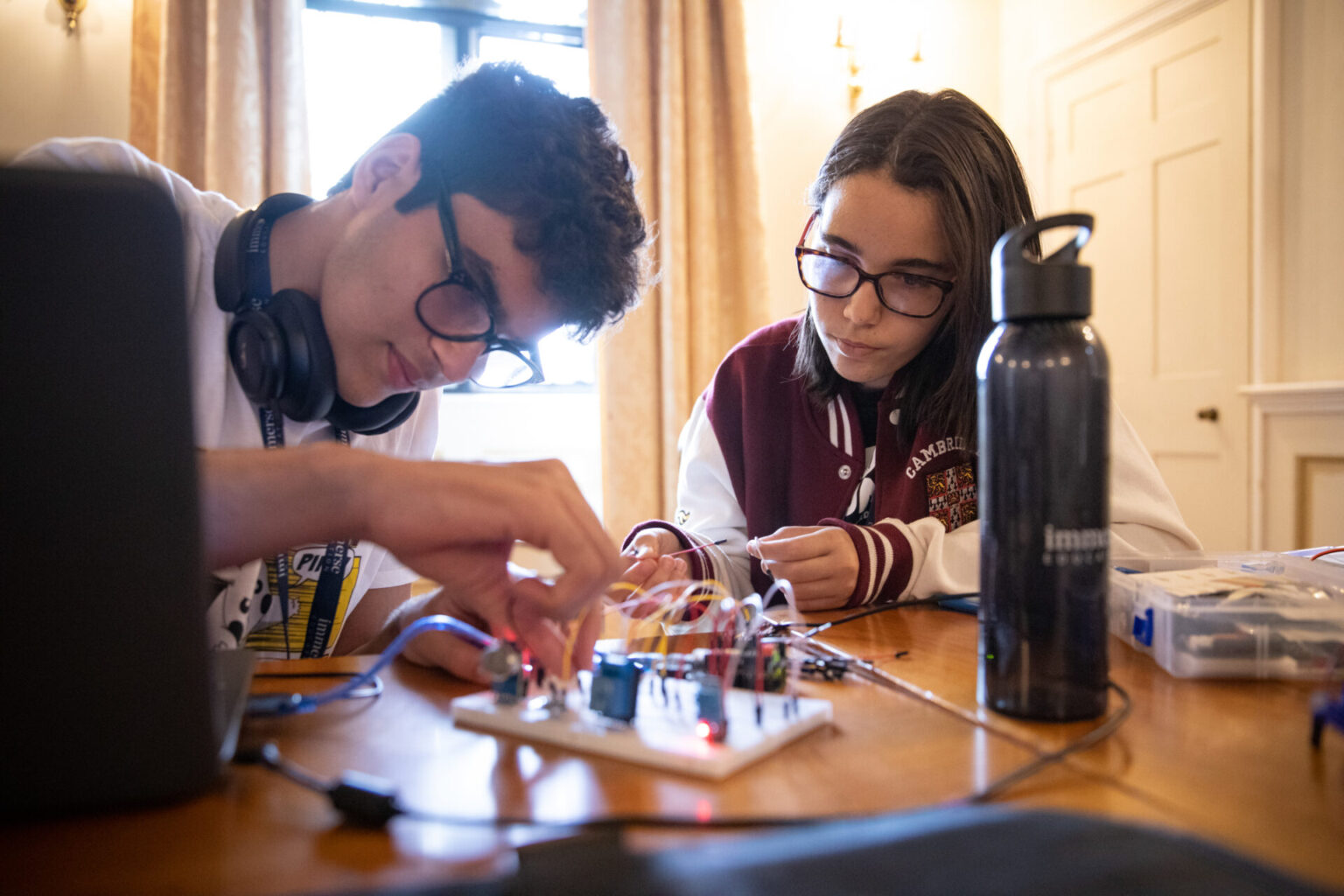 Pre-College Engineering Programs: The Top Benefits - Immerse Education