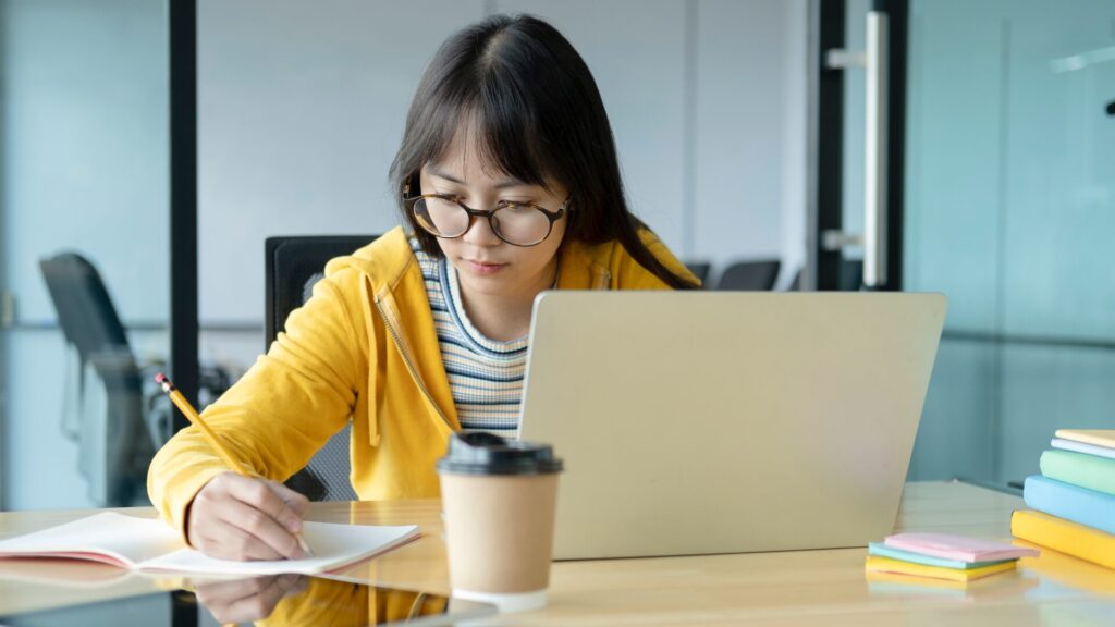 15 Online Biology Programs for High School Students - Immerse Education