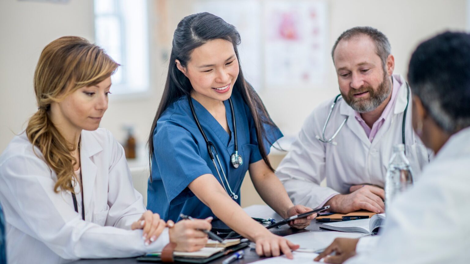 15 Medical Research Internships For High School Students - Immerse ...