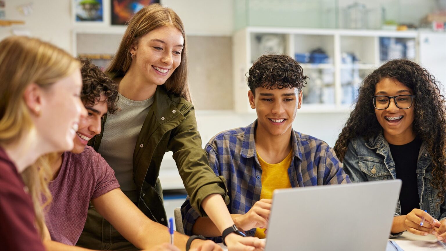 15 Academic Summer Camps for High School Students - Immerse Education